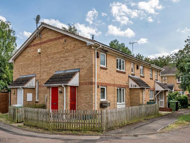 1 bedroom end of terrace house for sale