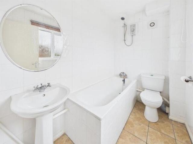 1 bedroom end of terrace house for sale in Bittern Avenue, Abbeydale, Gloucester, GL4