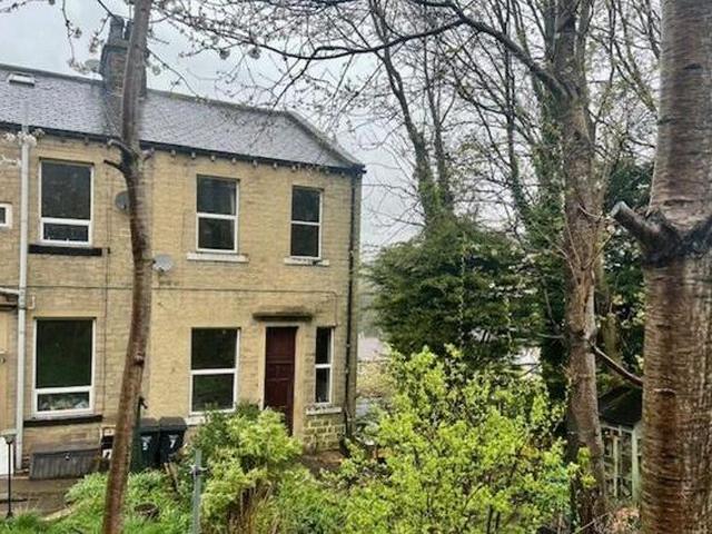 1 Bedroom End Of Terrace House For Sale In Greetland, Halifax