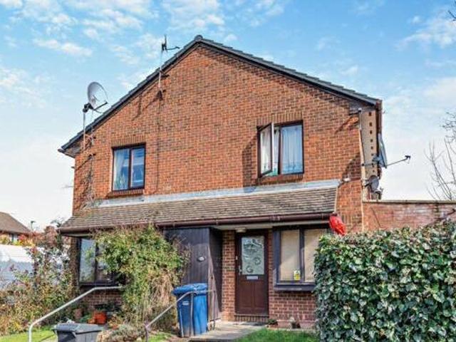 1 Bedroom End Of Terrace House For Sale In Edgware