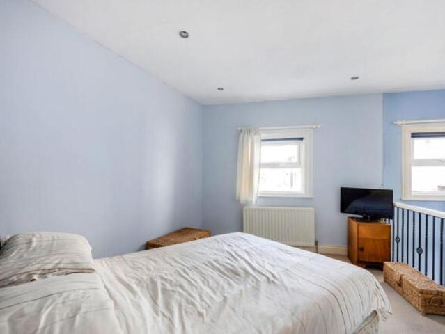 1 bedroom end of terrace house for sale in London Road, Cheltenham, GL52 6HJ, GL52