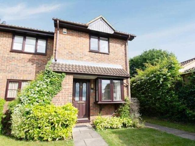 1 Bedroom End Of Terrace House For Sale In Slough