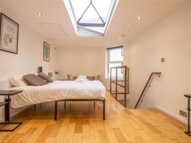 1 bedroom end of terrace house for sale in West Street, Old Market, Bristol, BS2