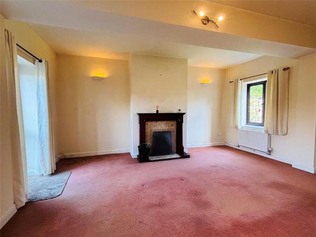1 bedroom end of terrace house to rent