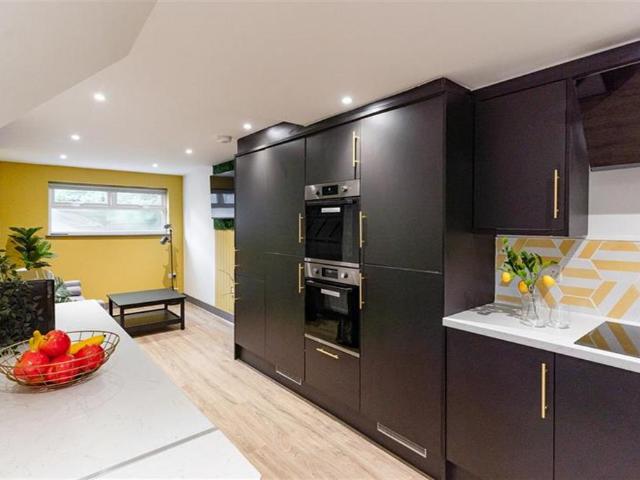 1 bedroom end of terrace house to rent