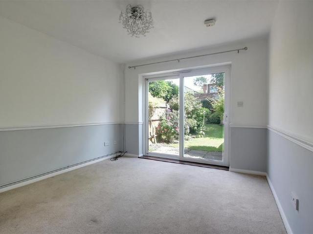 1 bedroom end of terrace house to rent
