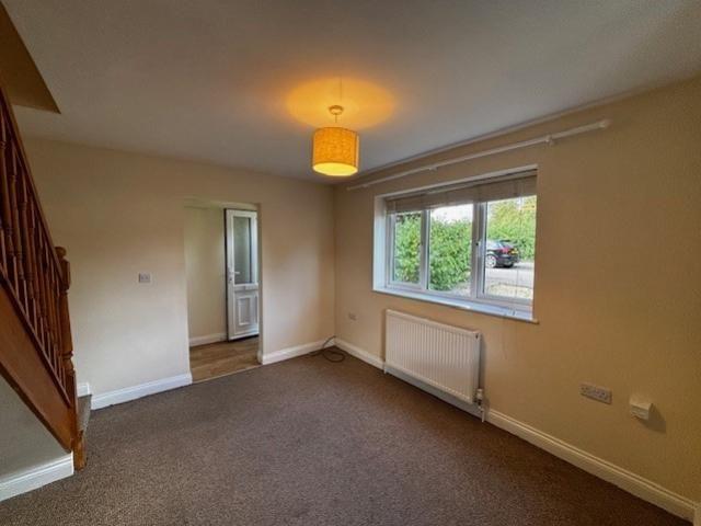 1 bedroom end of terrace house to rent