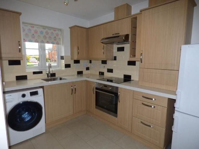 1 bedroom end of terrace house to rent