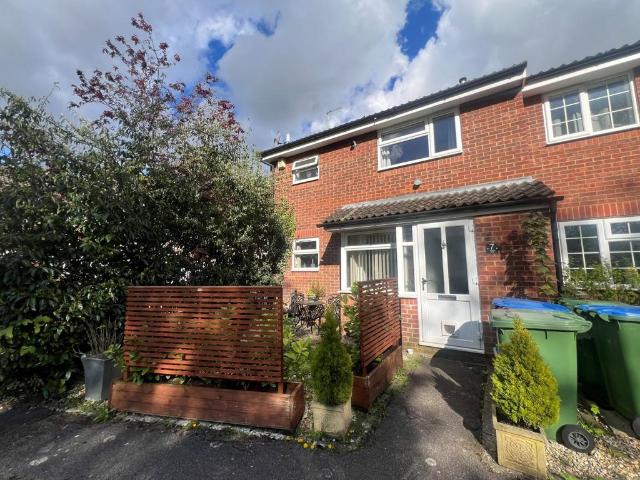 1 bedroom end of terrace house to rent
