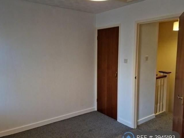 1 bedroom end of terrace house to rent