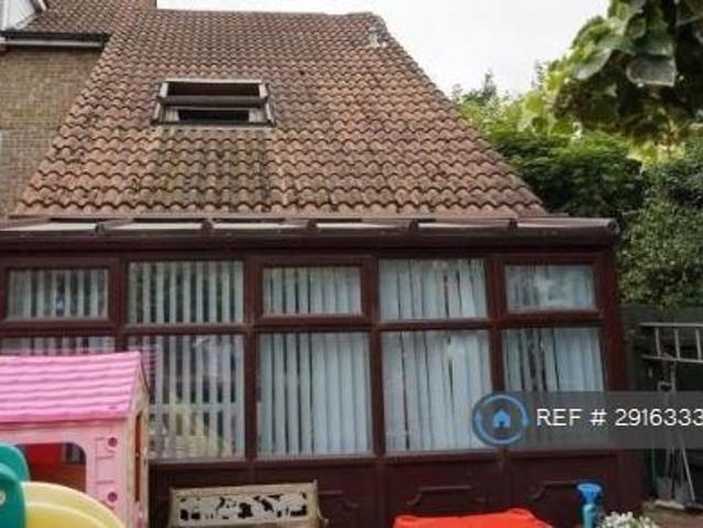 1 bedroom end of terrace house to rent