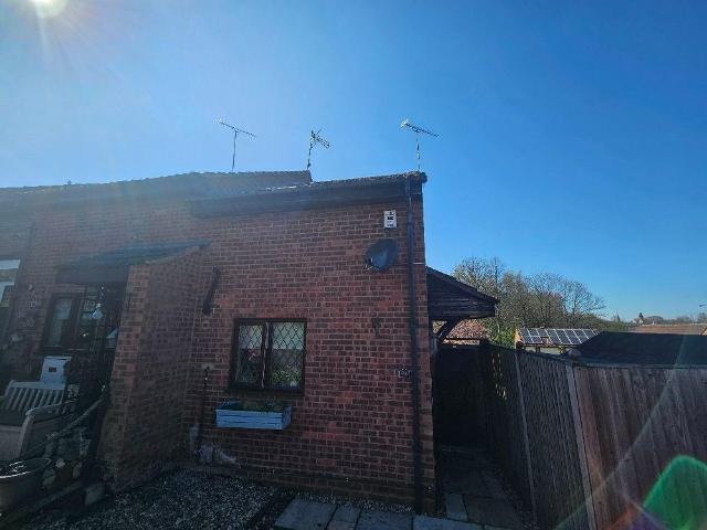 1 bedroom end of terrace house to rent
