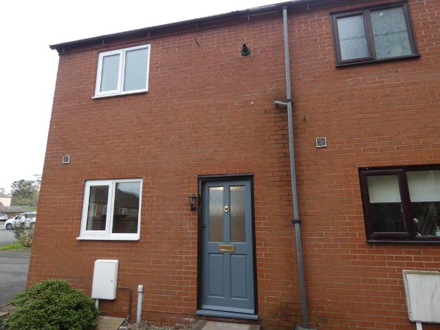 1 bedroom end of terrace house to rent