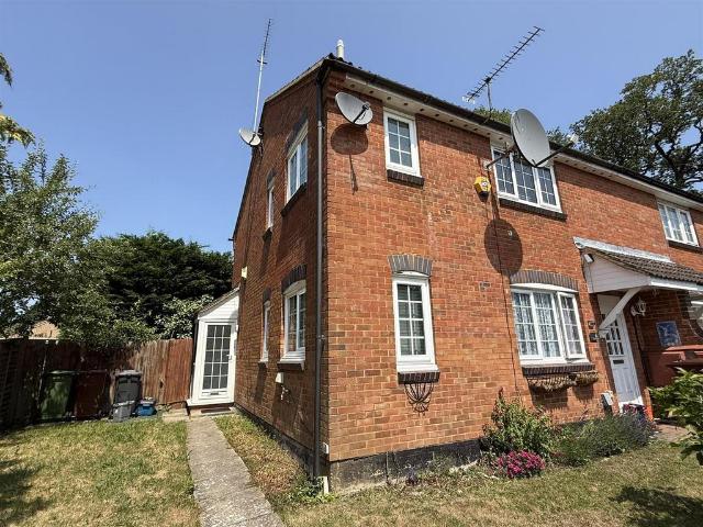 1 bedroom end of terrace house to rent