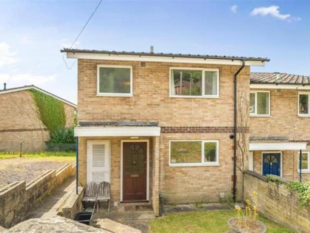 1 bedroom end of terrace house to rent
