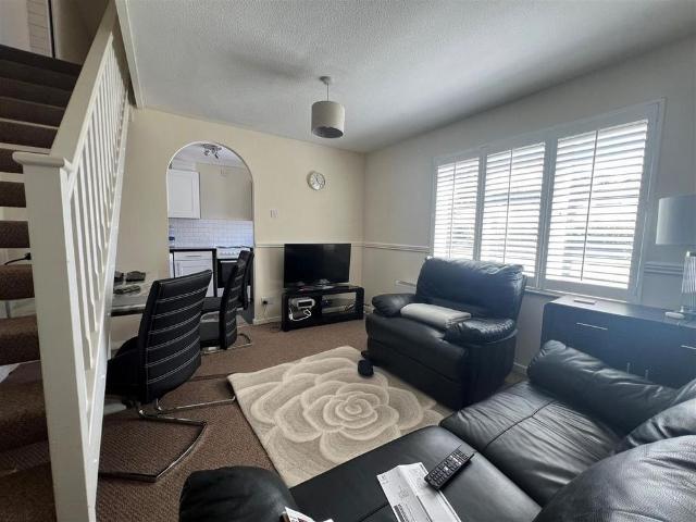 1 bedroom end of terrace house to rent