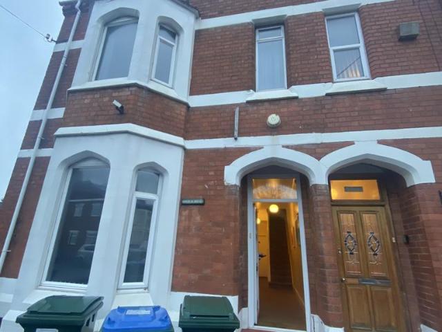 1 bedroom end of terrace house to rent