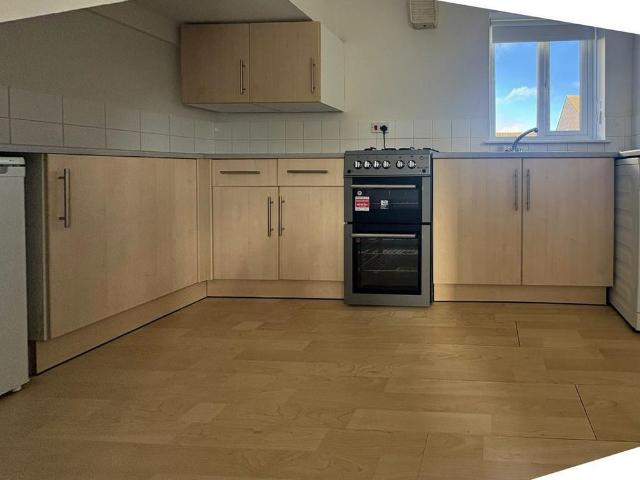 1 bedroom end of terrace house to rent