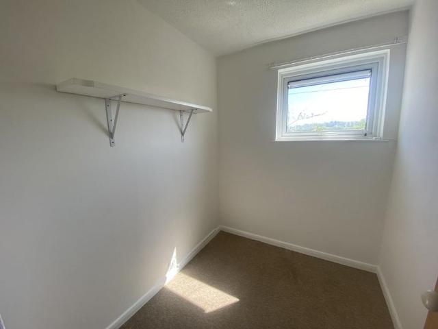 1 bedroom end of terrace house to rent