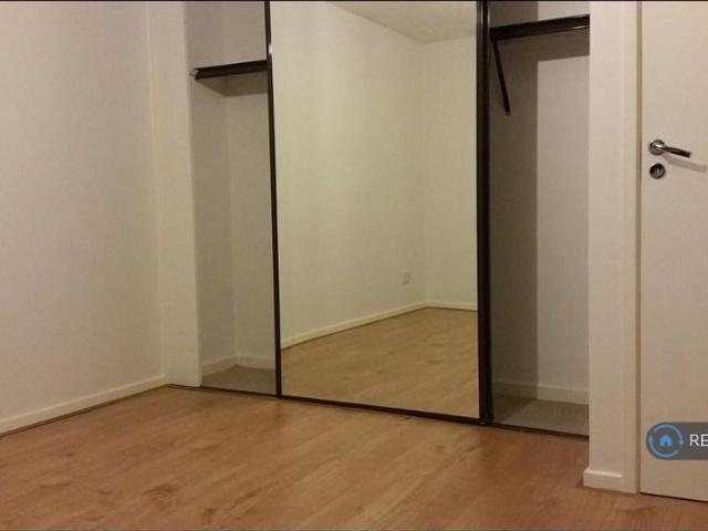 1 bedroom end of terrace house to rent