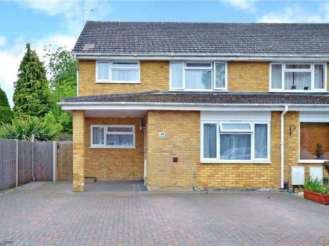 1 bedroom end of terrace house to rent