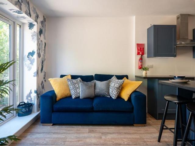1 bedroom end of terrace house to rent