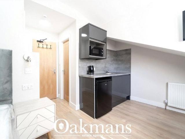 1 bedroom end of terrace house to rent