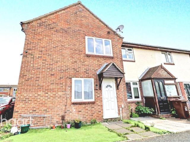 1 bedroom end of terrace house to rent