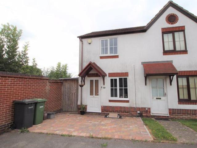 1 bedroom end of terrace house to rent