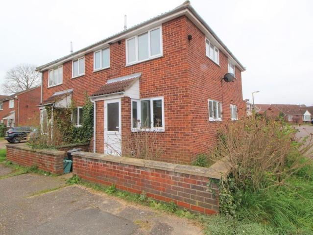 1 bedroom end of terrace house to rent