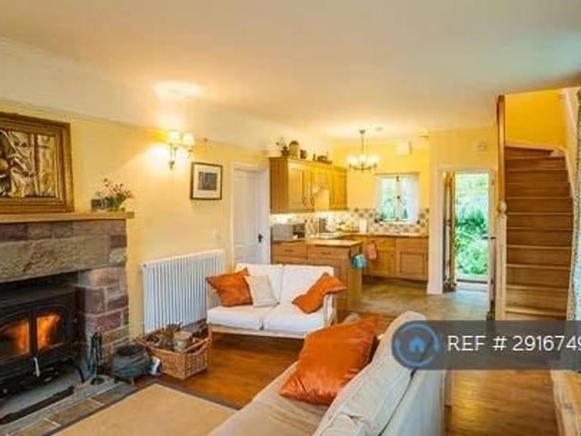 1 bedroom end of terrace house to rent