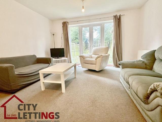 1 bedroom end of terrace house to rent