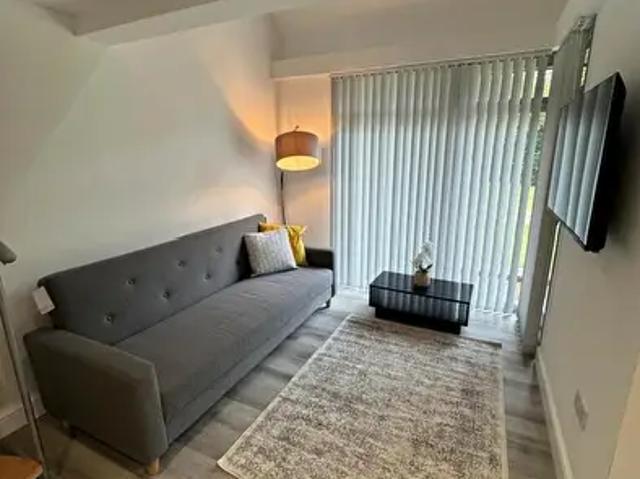 1 Bedroom End Of Terrace House To Rent In Trinity Close Old Town, CV37