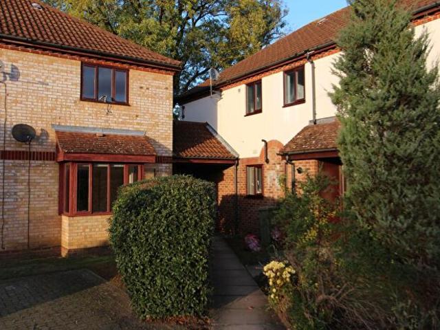 1 Bedroom End Of Terrace House To Rent In Studley Knapp, Walnut Tree, MK7