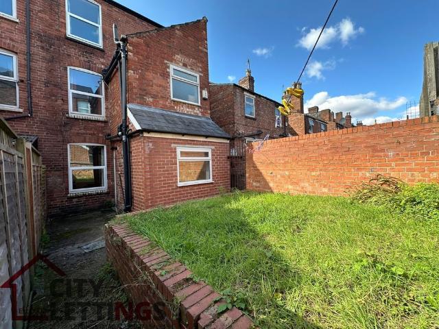 1 Bedroom End Terraced House