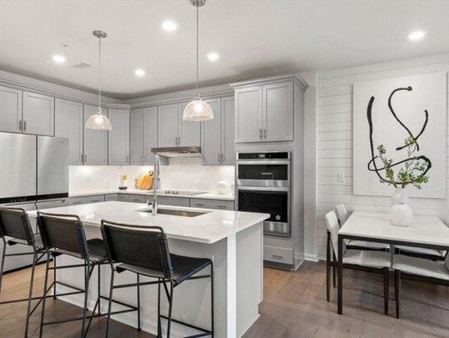 1 bedroom, East Providence RI 02916 104479722