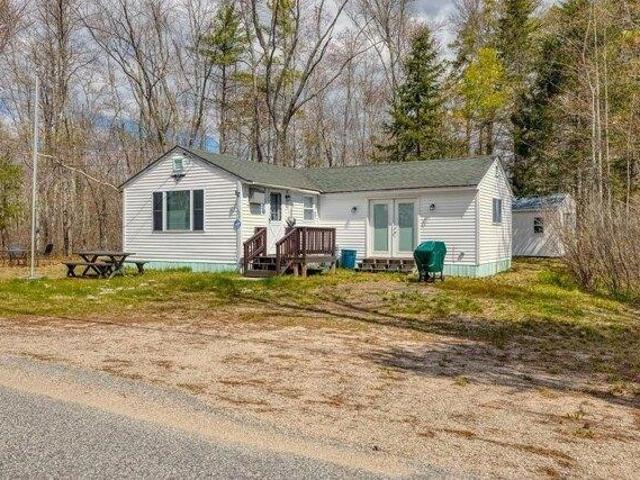 1 bedroom, Effingham NH 03882 LS102669134