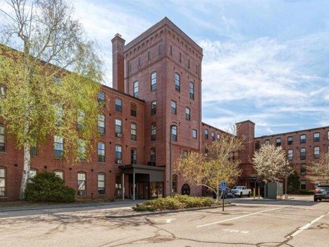 1 bedroom, Exeter NH 03833 102669454