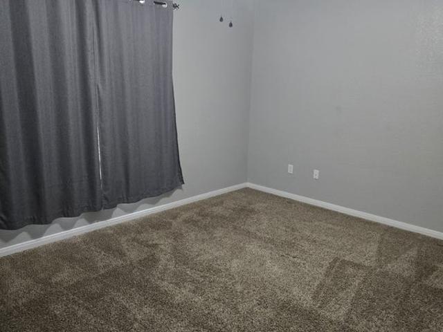 1 Bedroom for rent in 4 bedroom house