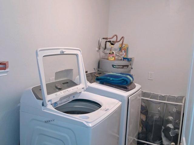 1 bedroom for rent with own bathroom