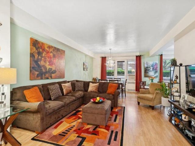 1 bedroom, Forest Hills NY 102245873