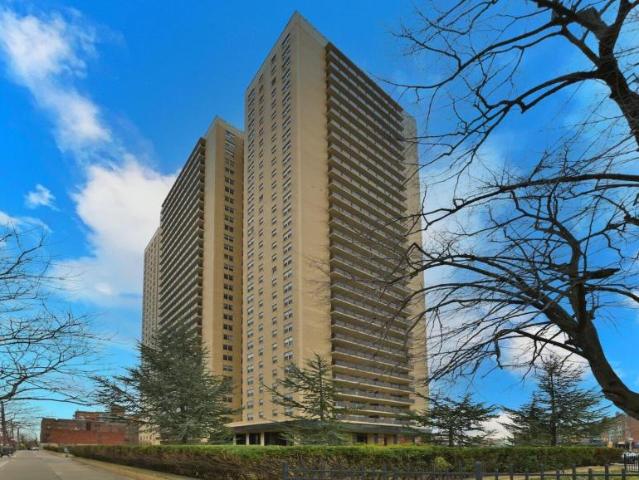 1 bedroom, Forest Hills NY 102245882