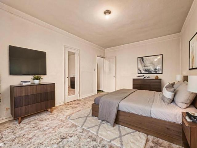 1 bedroom, Forest Hills NY 98818548