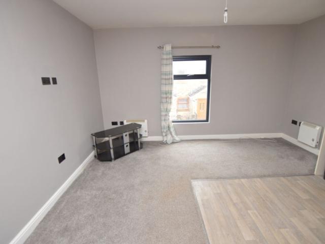 1 Bedroom FIrst Floor Flat