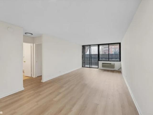 1 bedroom, Flushing NY 102752851