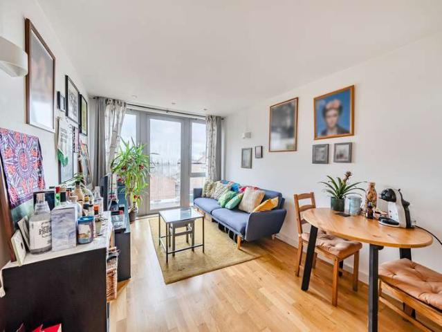 1 Bedroom Flat
