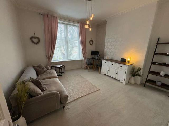 1 Bedroom Flat