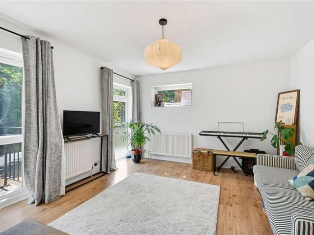 1 Bedroom Flat