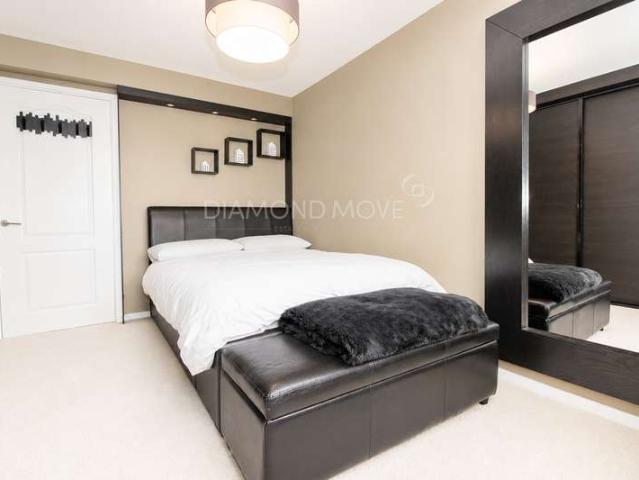1 Bedroom Flat