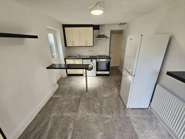 1 Bedroom Flat